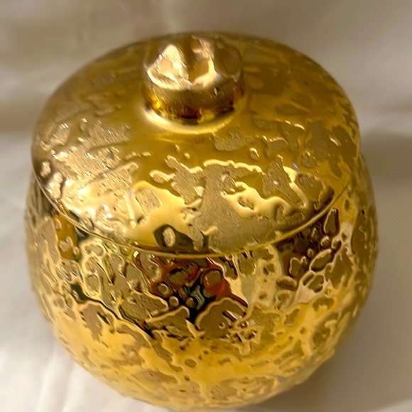 24K Godl | Dining | Vintage 24k Gold Weeping Gold Lidded Candy Jar Or ...